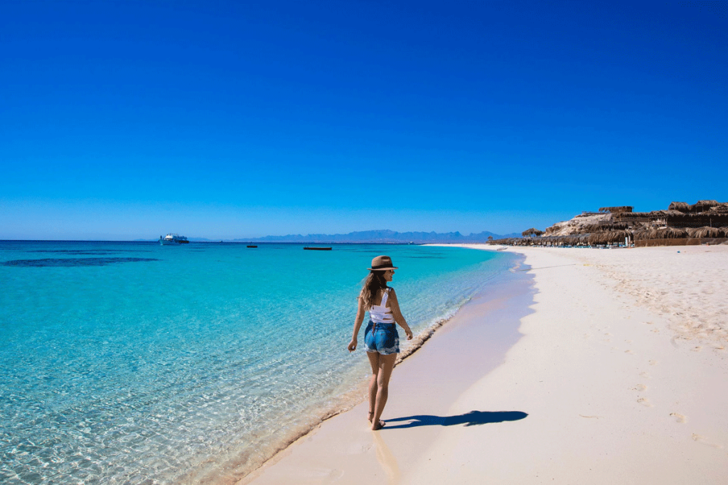 Snorkeling at Mahmya Island - Tour to Egypt