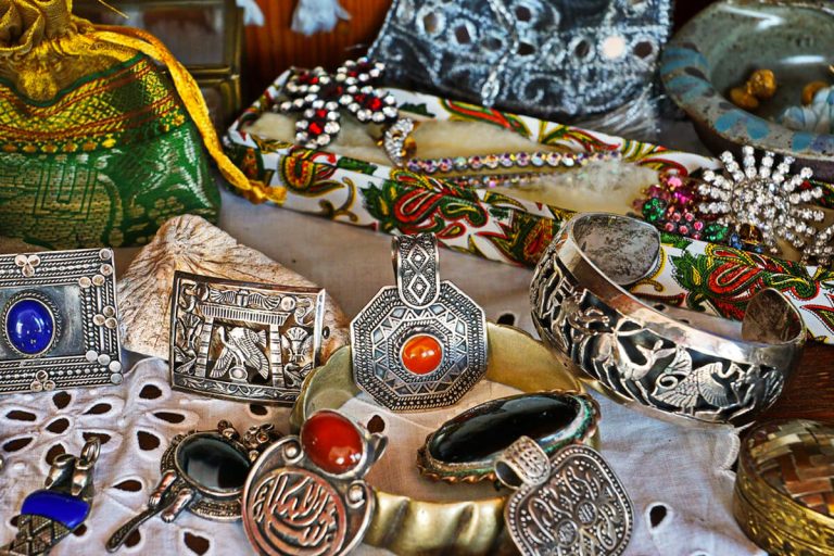 Unearthing Best Egypt Souvenirs: Memorable Mementos