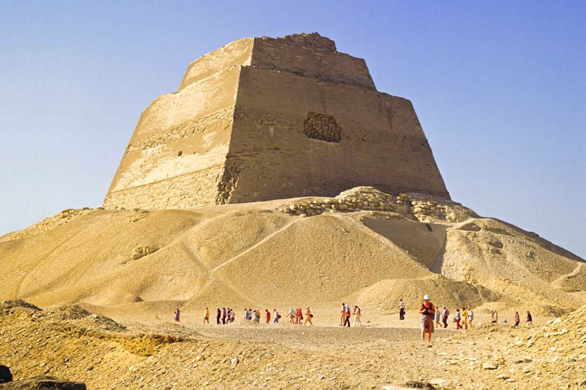 The Meidum Pyramid Facts | Pyramid of Snefru at Meidum